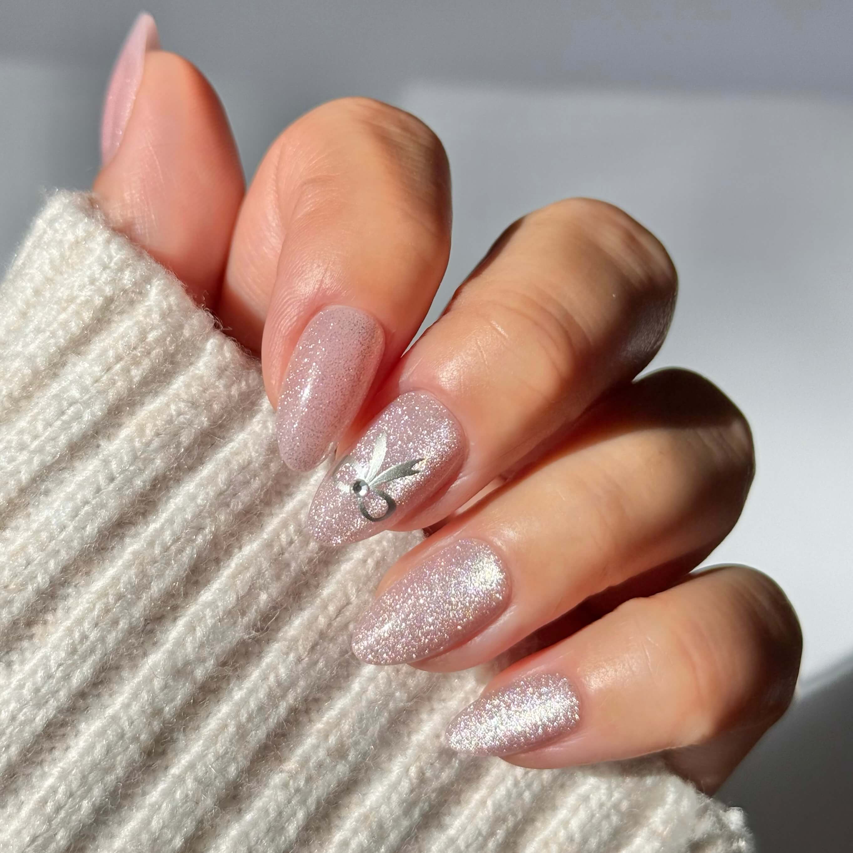 Acrylic Nail Designs With Bows And Glitter
